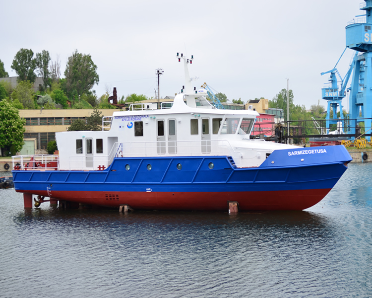 Professional Boats | Electroscoica Mar